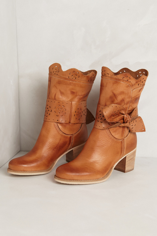 Scallop-Tied Booties | Anthropologie