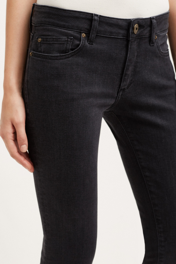 DL1961 Wagner Mid-Rise Petite Skinny Jeans | Anthropologie